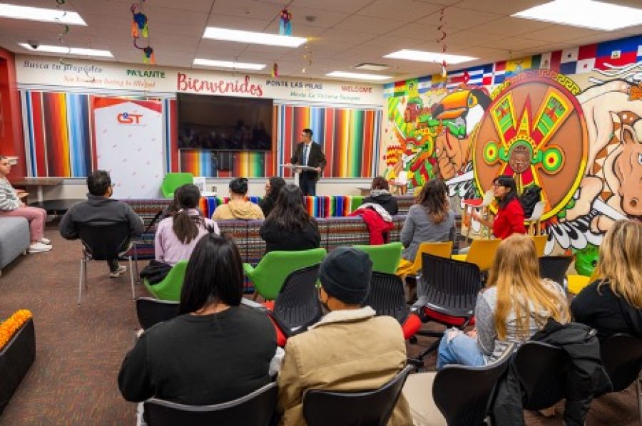 Waubonsee’s Latinx Resource Center Offers Programming to Help “Familias ...